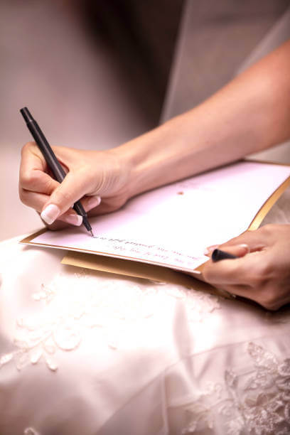How to Write Wedding Vows: 5 Tips on How to Write Something Meaningful ...